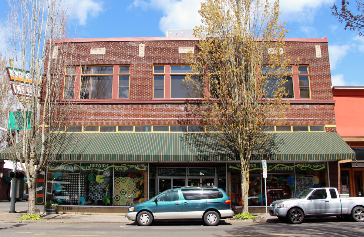 Montgomery Ward Building – Historic Mac